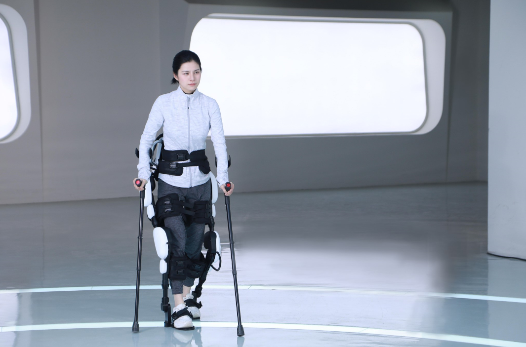 Chinese Startup Fourier Intelligence Aims To Reinvent The Exoskeleton ...